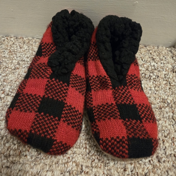 Shoes | Buffalo Plaid Slippers | Poshmark